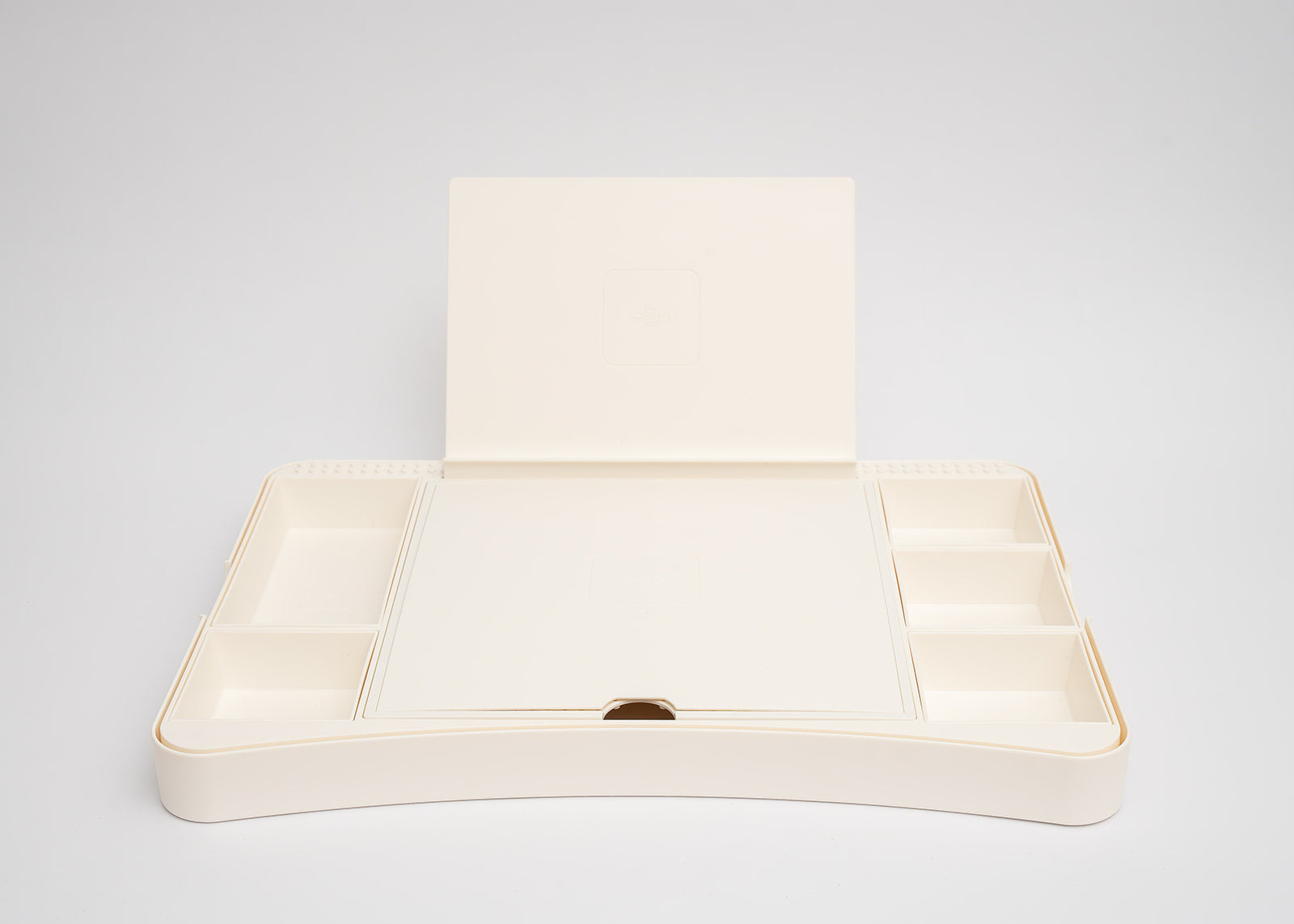 The Stud Desk – STUD TUBS