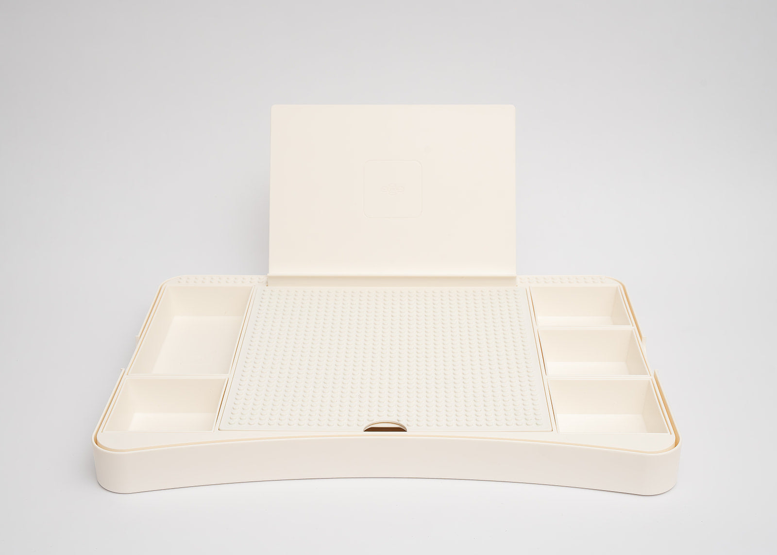 The Stud Desk – STUD TUBS