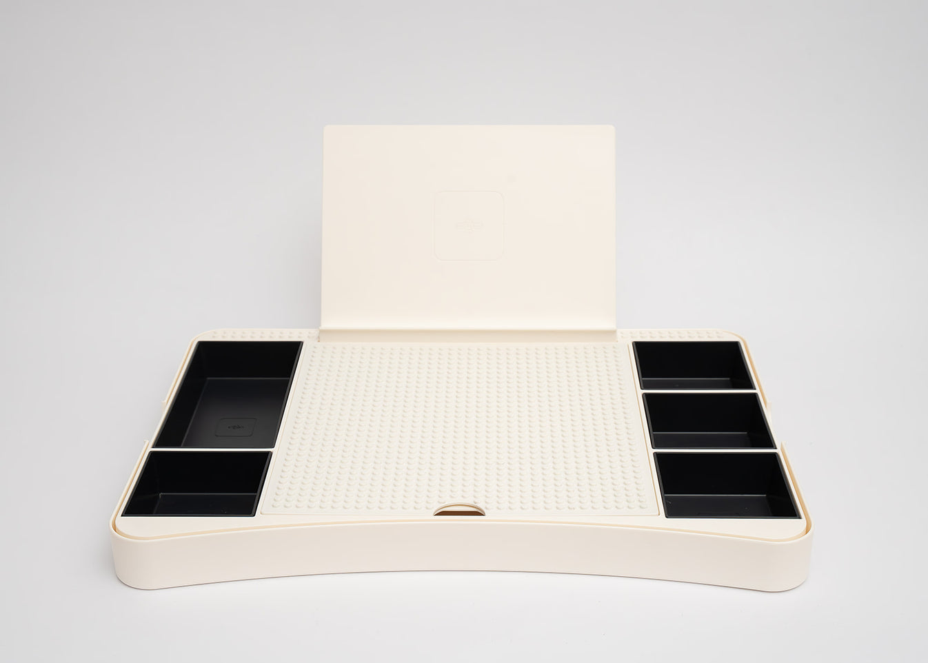 The Stud Desk – STUD TUBS