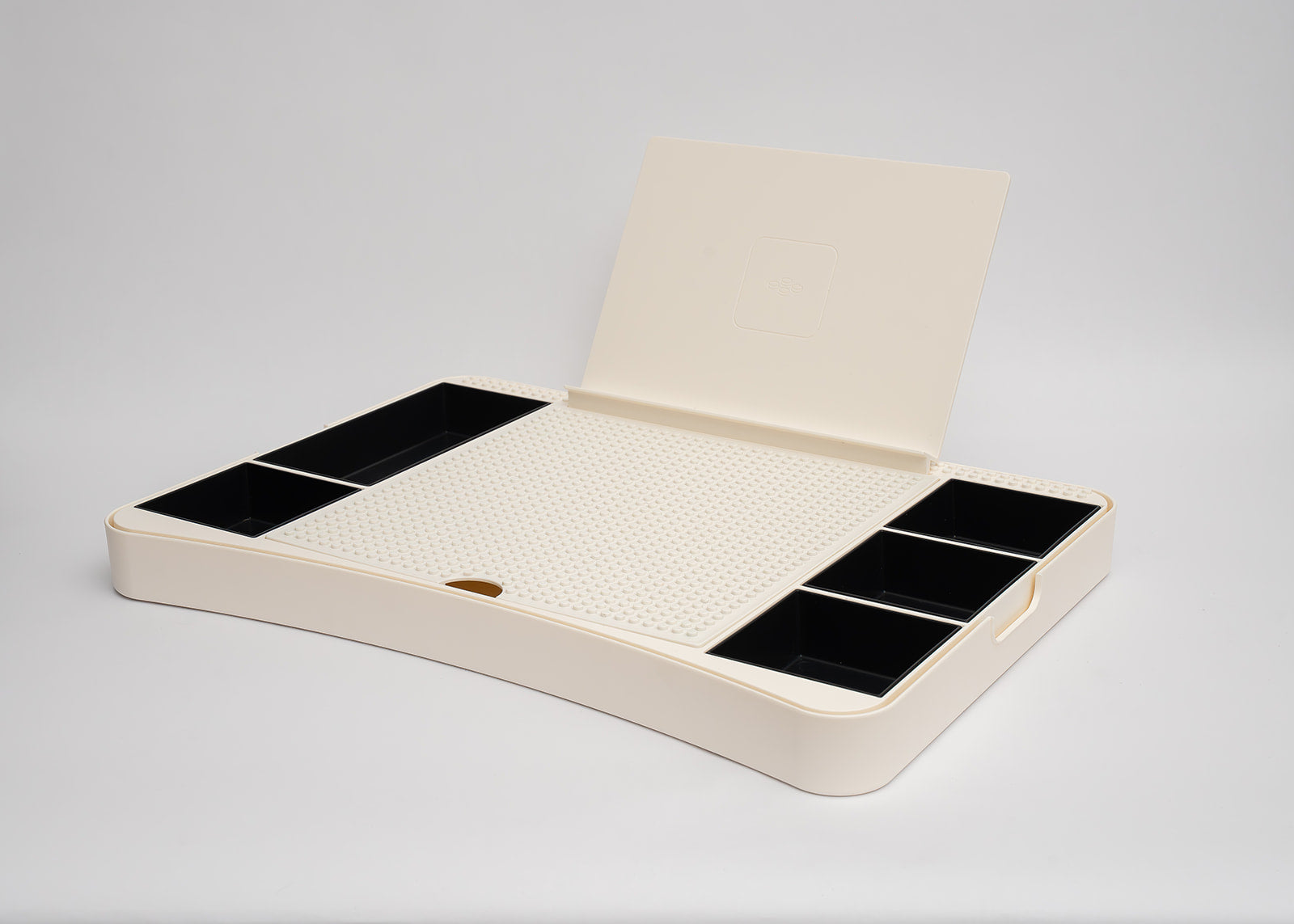 The Stud Desk – STUD TUBS